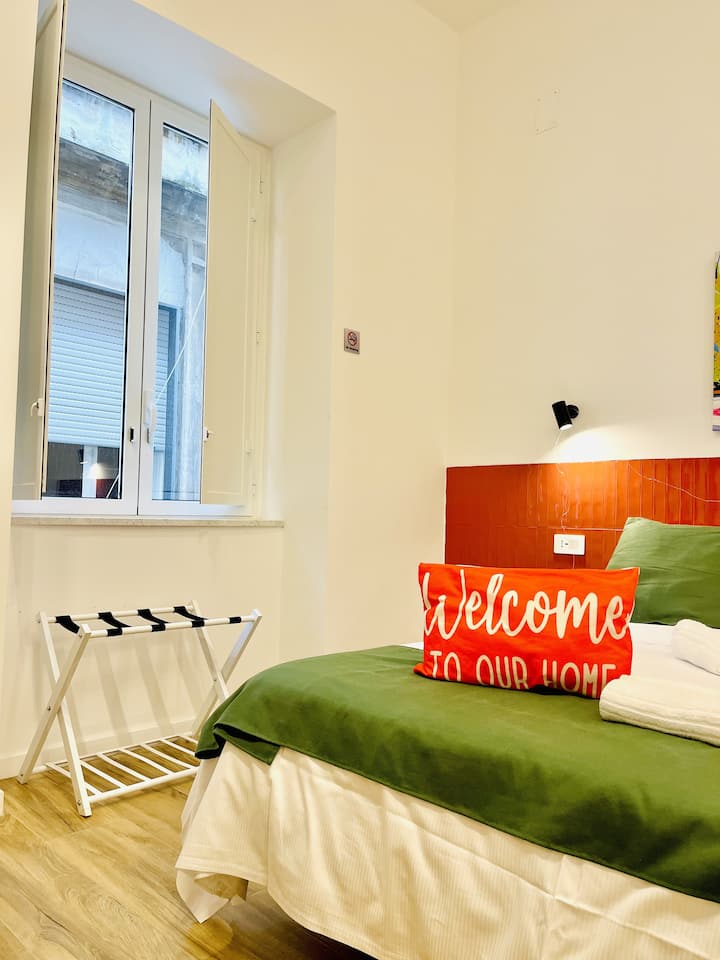 Napoli Centro Storico - Spaccanapoli 
Alleria - Napoli