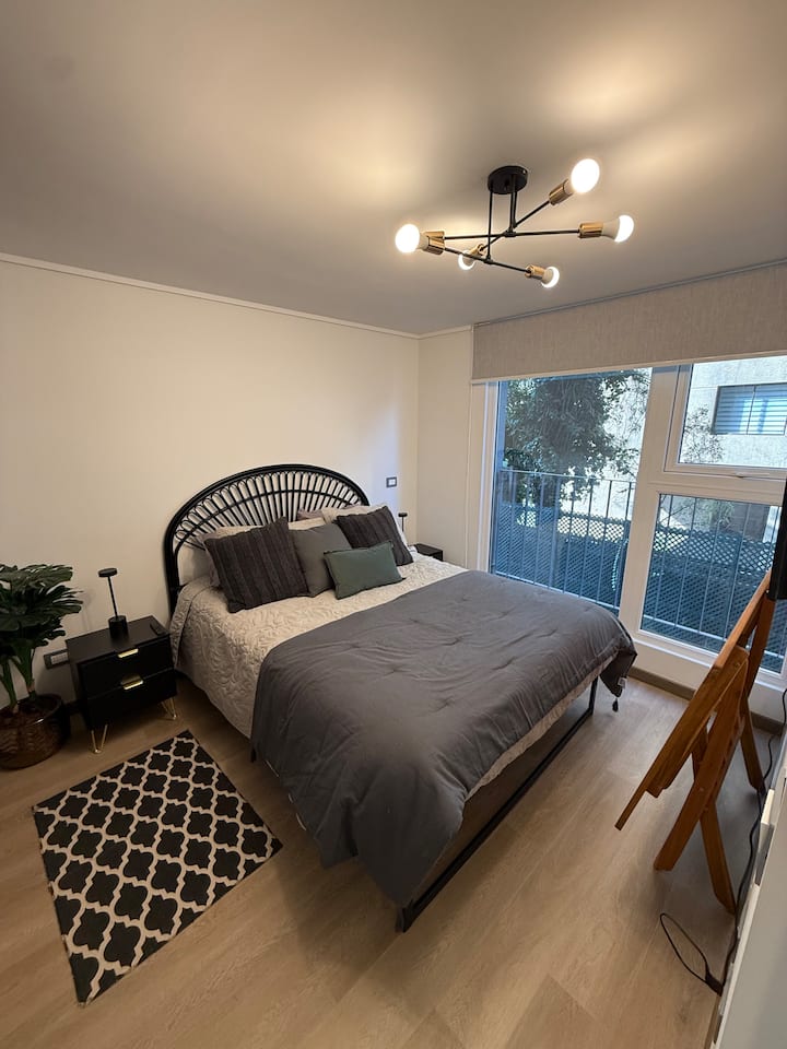 Moderno Y Tranquilo Depto. En ÑUñoa • Metro Vfrei - Las Condes