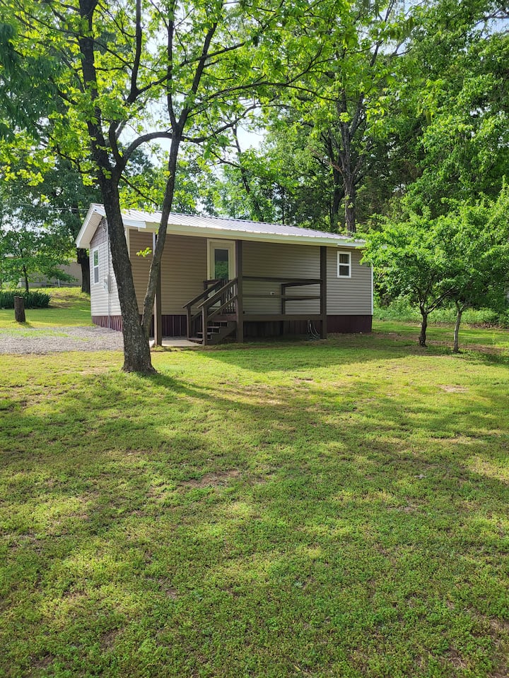 Stone Hill Hideaway - Clarksville, AR