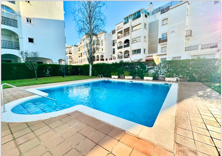 Best Room In Marina Botafoch - Ibiza