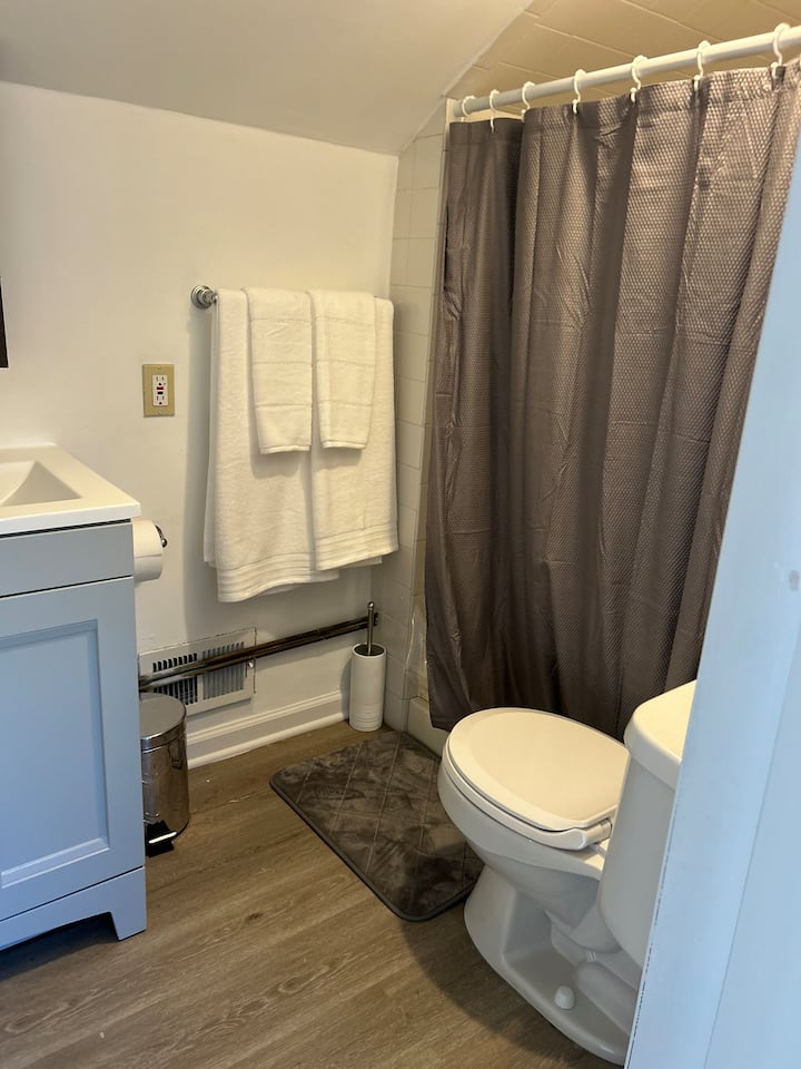 Seaside Studio Escape - Fox Hollow Vineyards, Holmdel