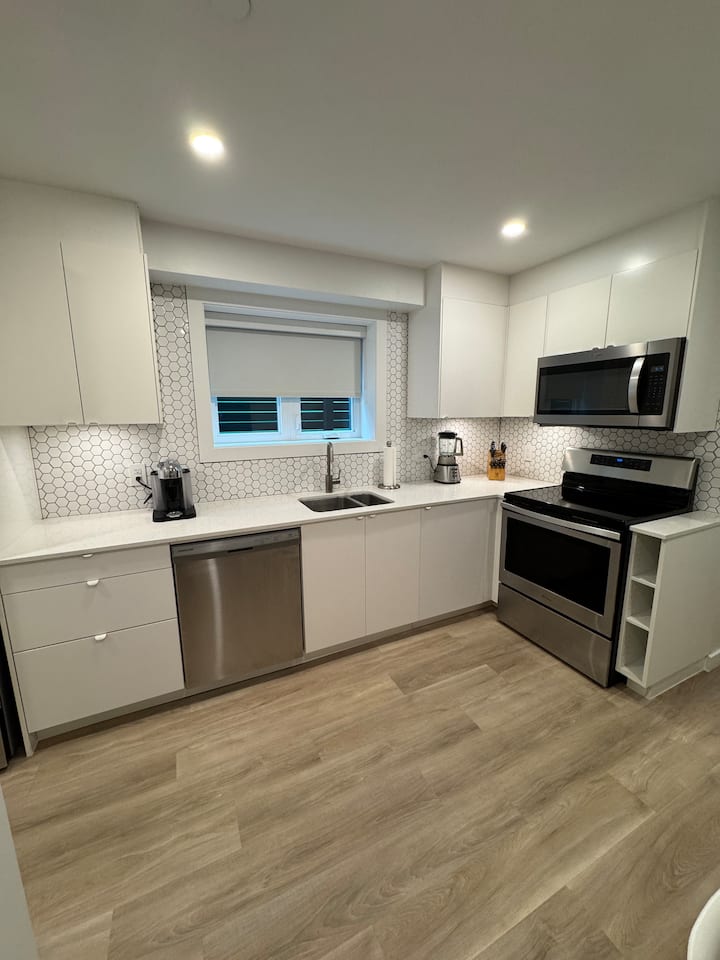 Memorial Park Garden Suite - Vancouver