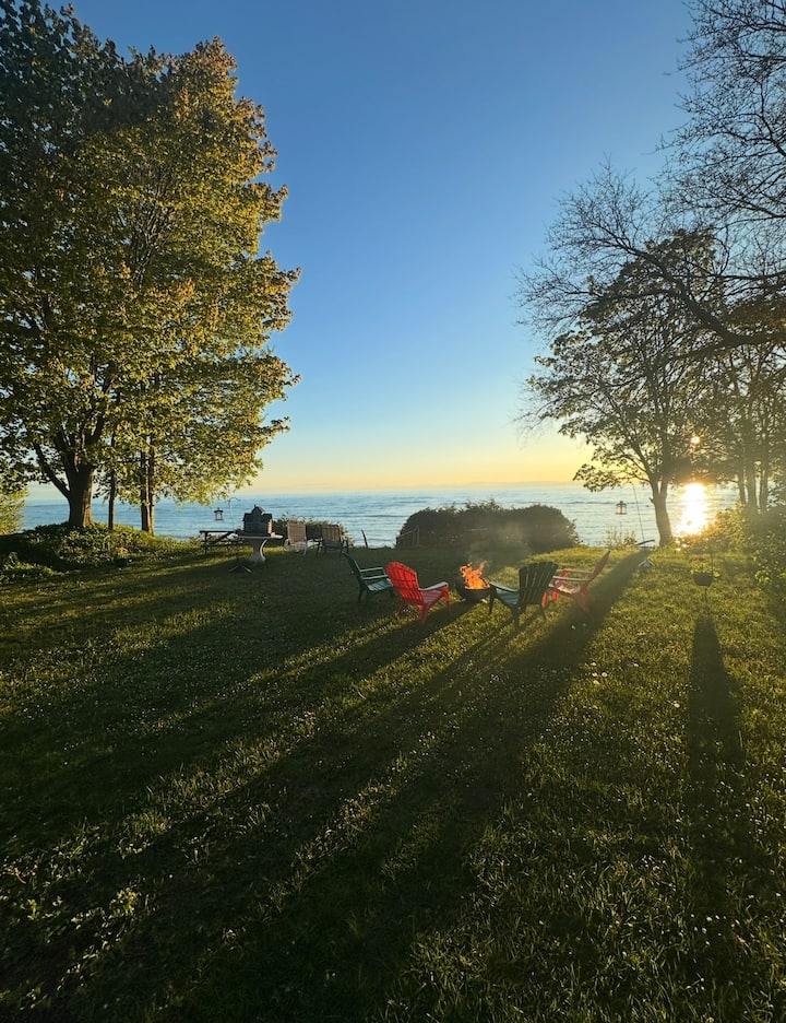 Lakefront Cottage On Kincardine Golf Course - Kincardine