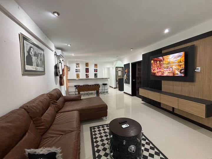 Casa Grande Céntrica 19 Huéspedes Wifi 500mbps - Mexico