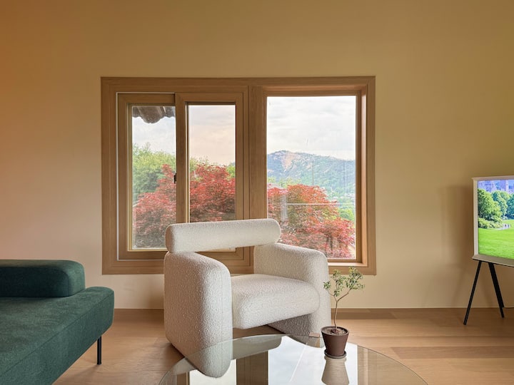 Tranquil Retreat By Creek, 10 Min To City Centre - Seoul