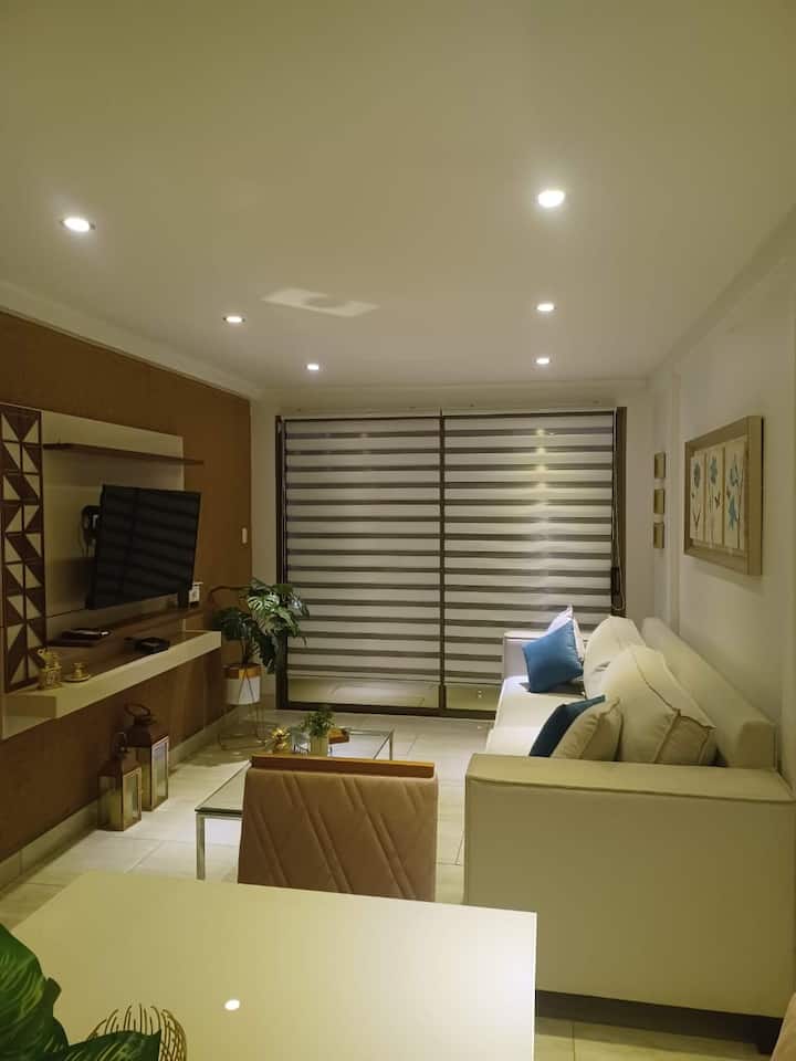 Casa Confortable Y Elegante - Colina