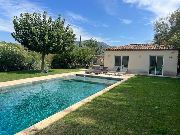 Cocon Avec Piscine Au Coeur D'un Village Provençal - La Bouilladisse