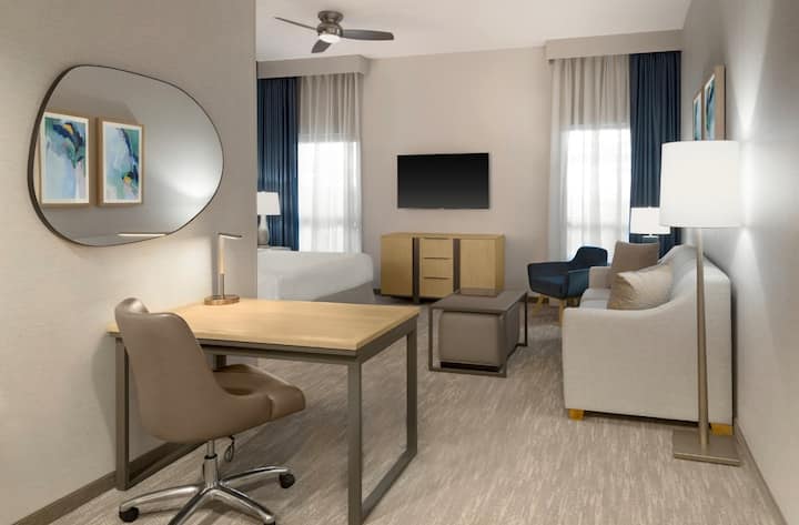 Stylish Combo Of 2 Suites W/ Parking & Breakfast - Mountain View, CA