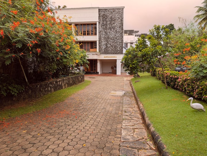 Bindas Garden Retreat - Nedumangad