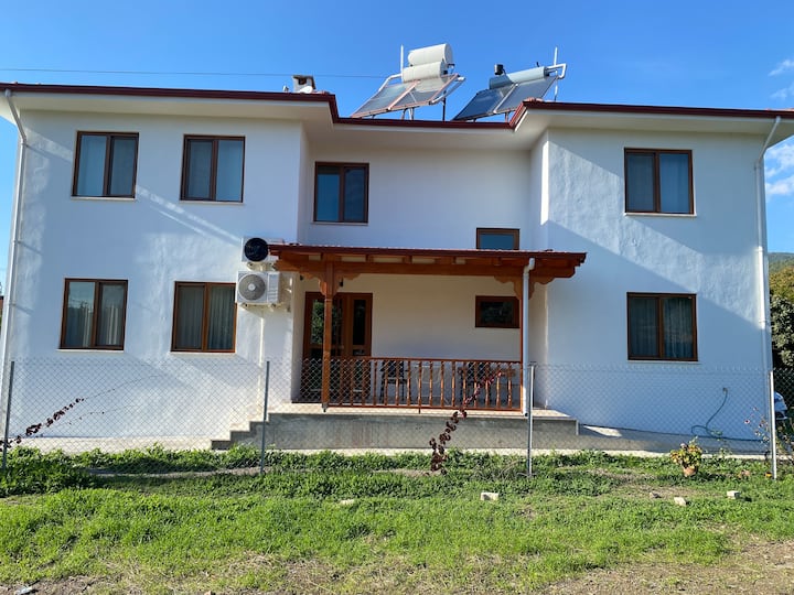 Muğla Akyaka Ataköy'de 6 Kişilik Tatil Eviniz - Akyaka