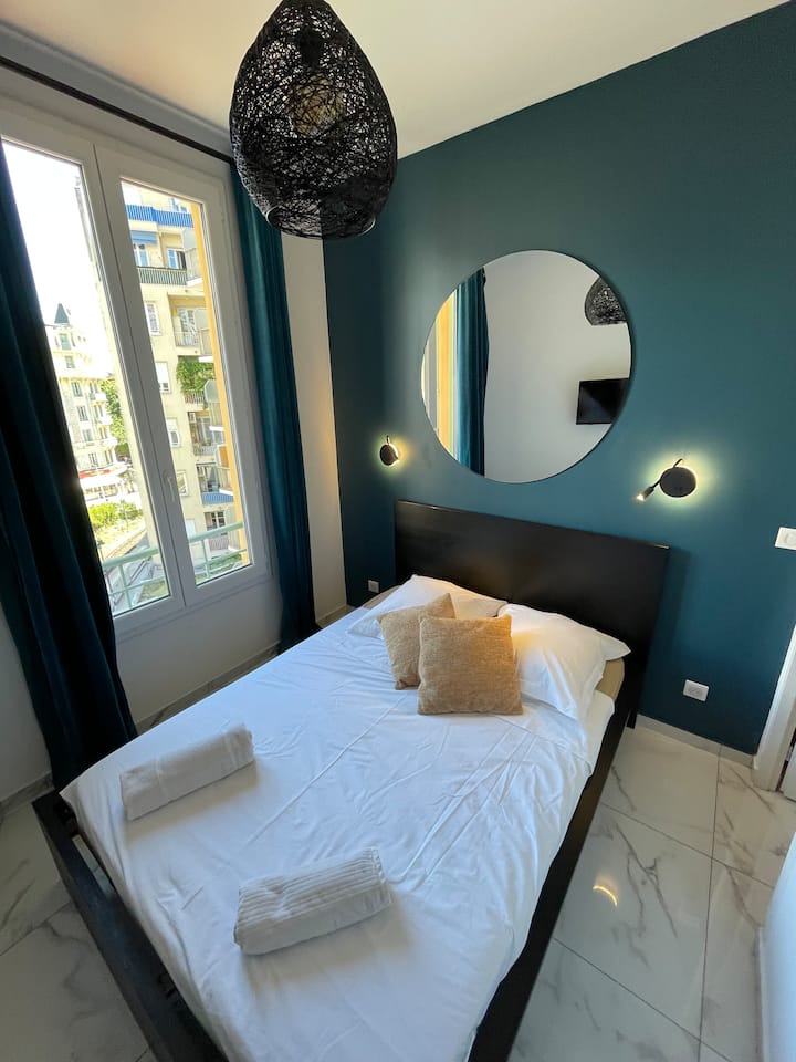 Beau 2 Pieces, Promenade Des Anglais à 9 Min - Nice