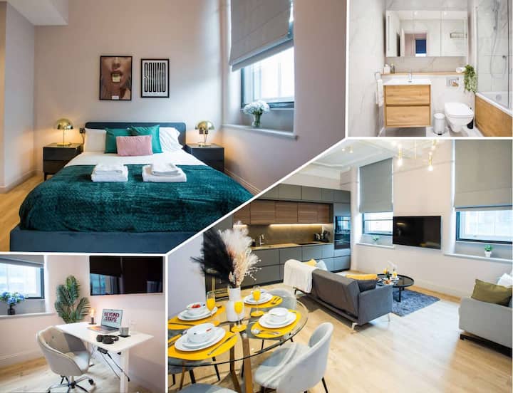 Chic Manchester Chinatown Stay | Shops & Nightlife - Manchester