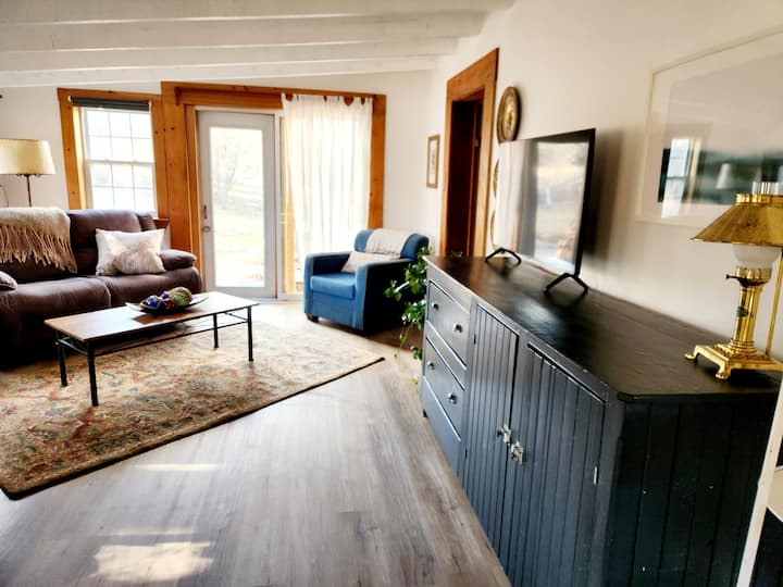 Parks Creek Cottage - Lunenburg