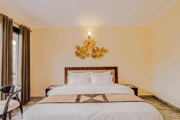 Pinewood Manor  In Solan / Kasauli - Solan