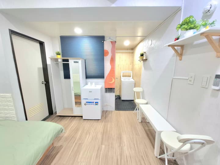 機場捷運北門站只需要走3分鐘~走路5分鐘西門町商圈~ - 중정 구