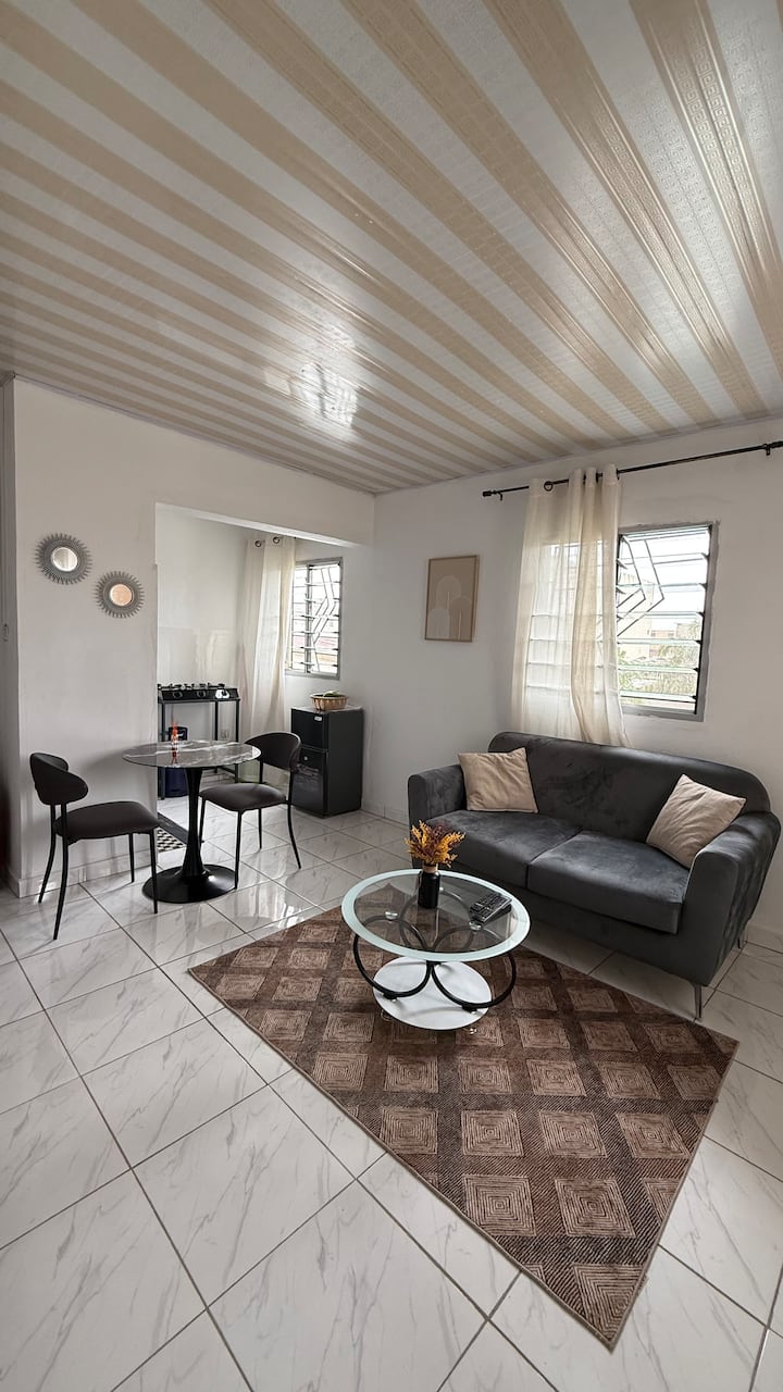 Didi’s Apartment
 2 Pièces - Angré Abidjan - Abidjan