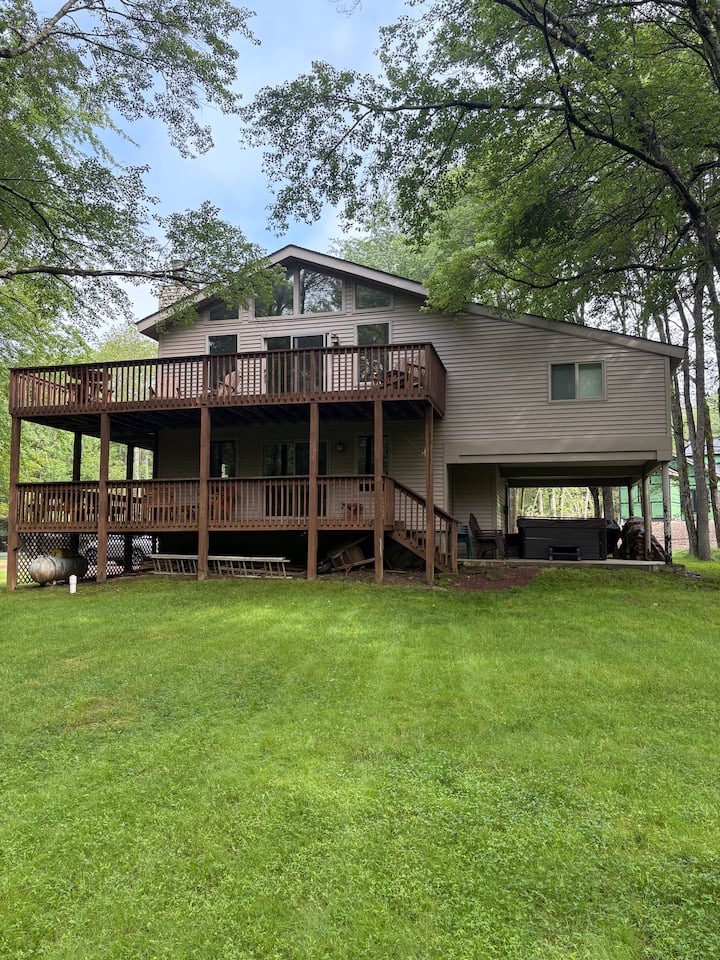 On The Rocks - Lake Harmony, PA