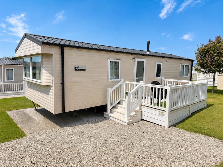 Modern Holiday Home Near Newquay - Holywell