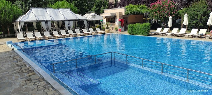 Wohnung Mit Pool, Strandnah - Nessebar