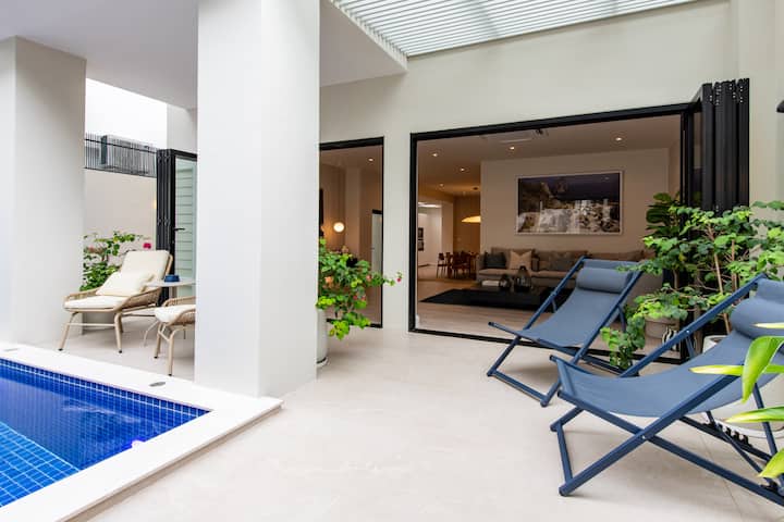 Palazzo 126 • Luxury 5br Pool Villa In Patong - Patong Beach