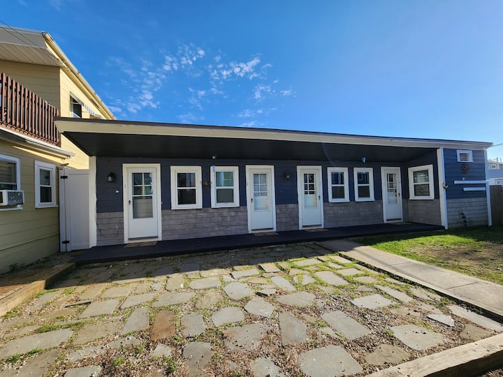 G St Inn Unit 3 - Hampton Beach, NH