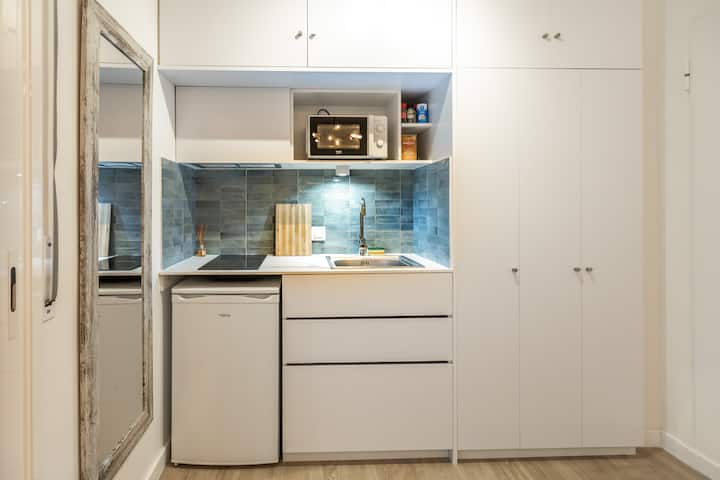 Apartamento Recién Reformado Con A/a - Barcelona