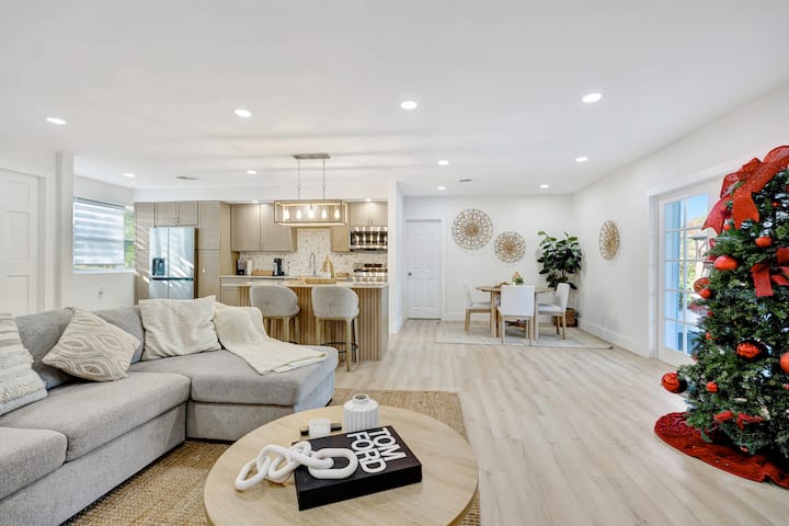 Tulum Vibes House Jupiter - Jupiter, FL