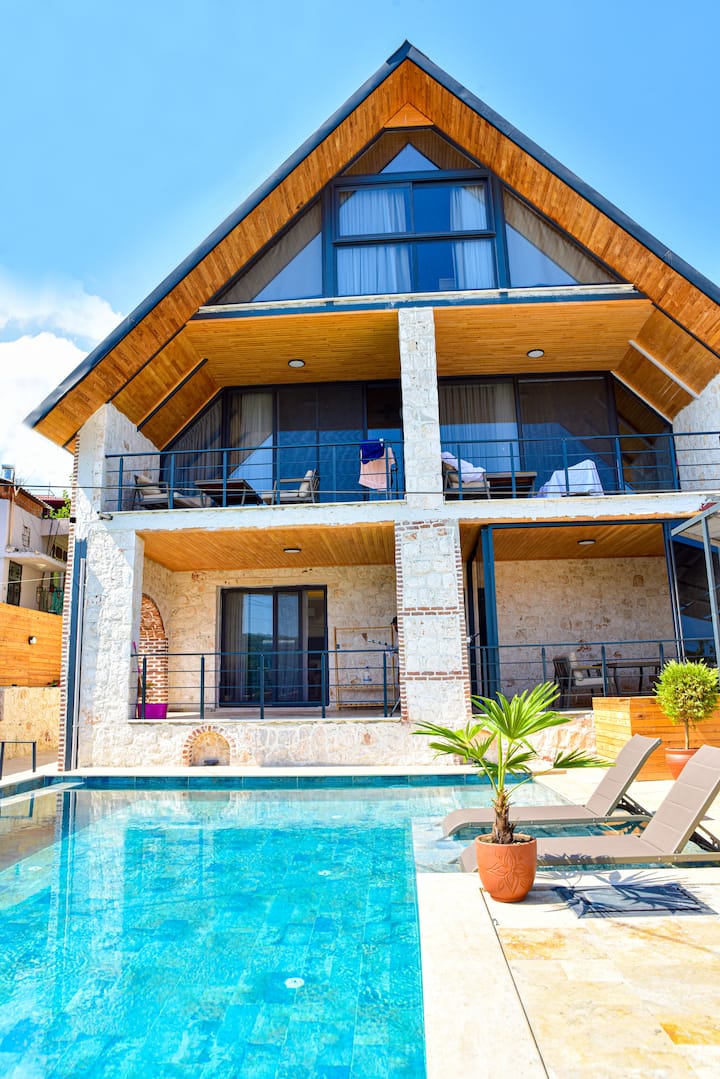 Havuz Başı Taş Villa - Demre