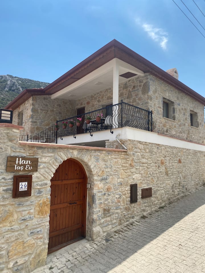 Han Taş Ev ÇEşmeköy / Palamutbükü - Palamutbükü Plajı