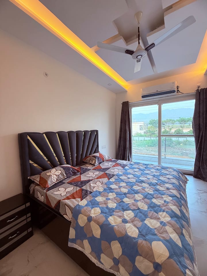 Your Happy Home | Cosy 2bhk With Ganga View - Rishikesh