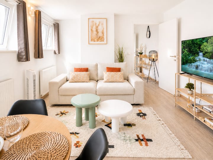 Casa Sola - Queen Bed & Bohemian Spirit - Herstal