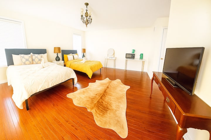 Luxurious 2 Queen Suite Private Ensuite +P Markham - Markham