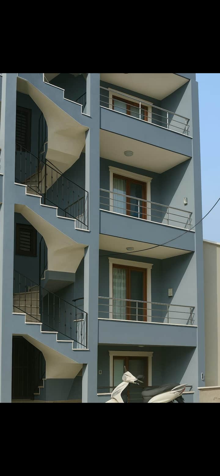 2t1 çIft Balkonlu Daire - Ayvalık