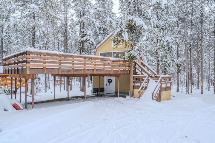 Island Park Cabin W/ Trail Access & Trl Parking - Island Park, ID