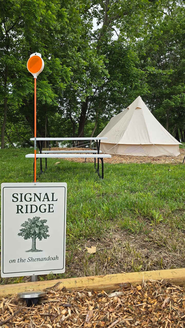 South River Farm Signal Ridge - Yurt On Shenandoah - Front Royal, VA