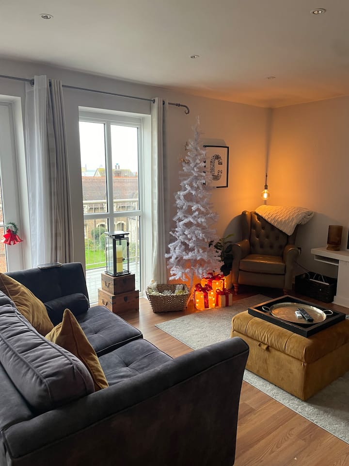 City Center Luxury Flat With Dedicated Work Space - Beaulieu