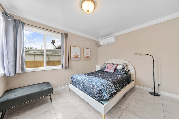 Private 1b1b Apartment In Baldwin Park-la - Monrovia, CA