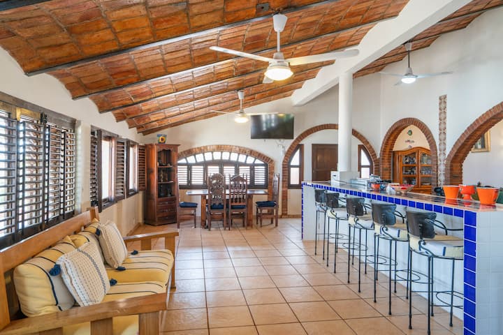 Oceanfront! 3br Entire Home On Los Ayala Beach - Los Ayala