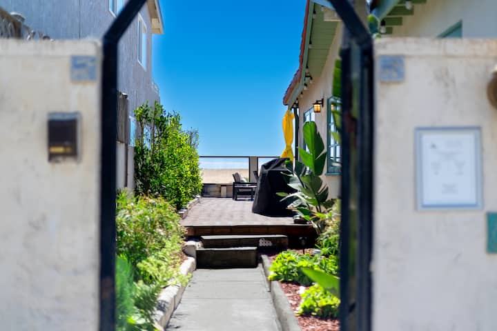 1205o Spanish Beach Bungalow Retreat - Port Hueneme, CA