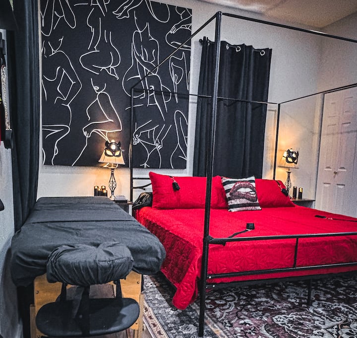 Cupid’s Haven: Romantic Escape In Dayton - Dayton, OH