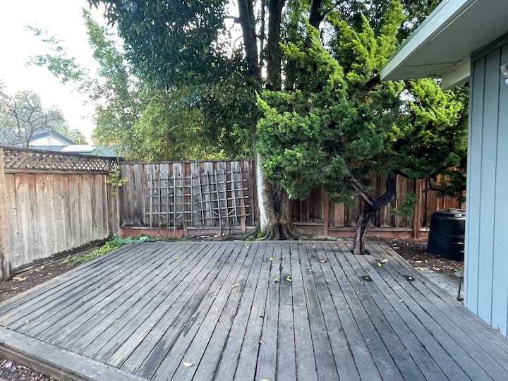 Sunny Mountain View Home • Close To Google Hq - Mountain View, CA