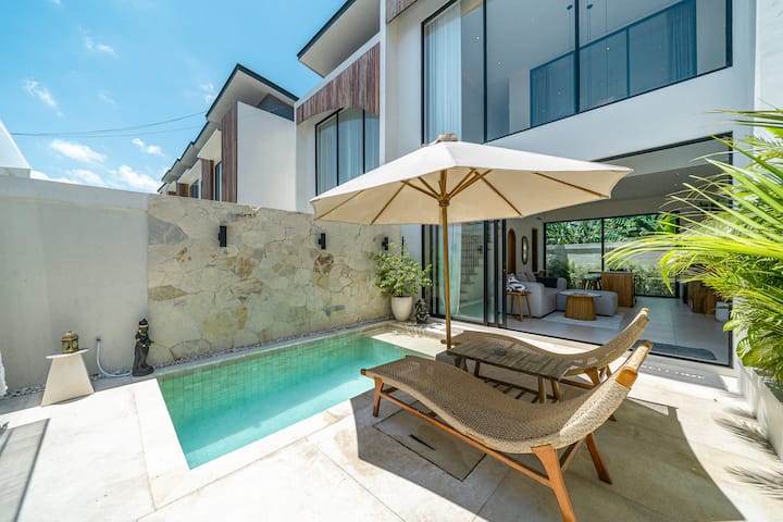 Villa Hacienda: Elegant Private Retreat For Couple - Canggu