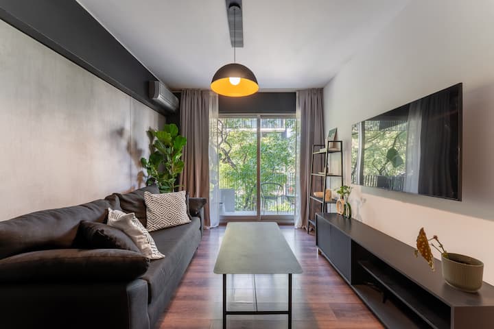 Stylish Palermo Hollywood Retreat With Parking - Argentina