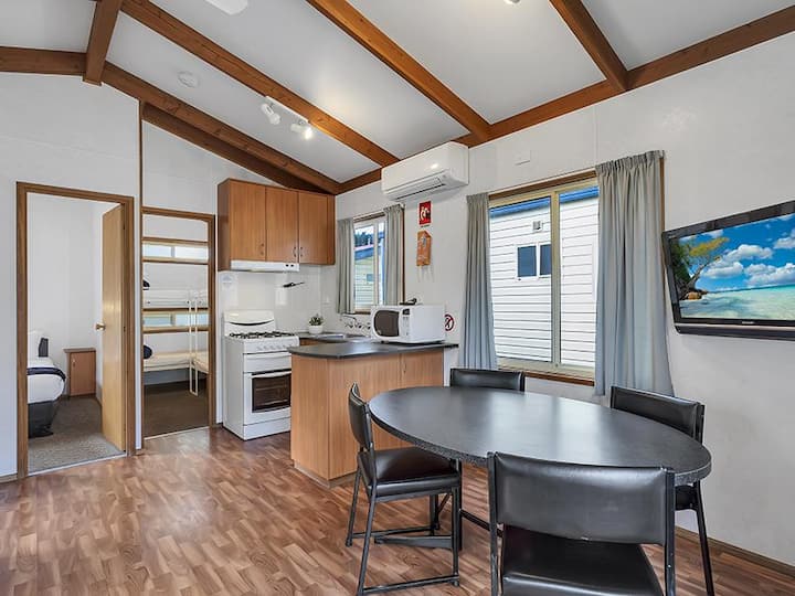 2 Bedroom Family Villa - Torquay, Australia