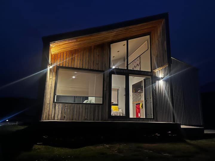 Cabaña Julián Elías Gris - Puerto Natales