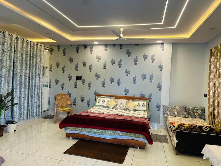 Swastik Inn -Your Next Home - Ujjain