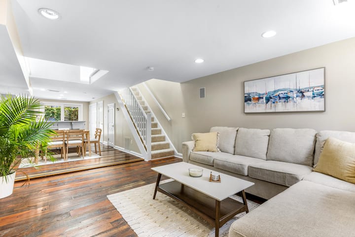 Historic + Modern Home | Just Steps To Waterfront - Annapolis, MD