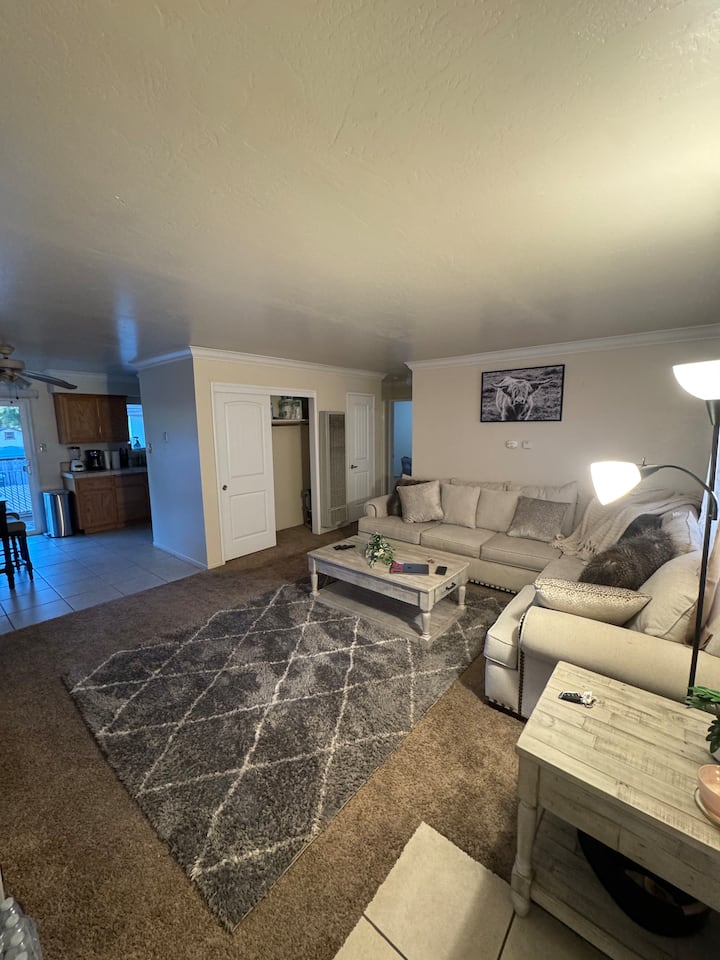 Private Room - Yuba City, CA