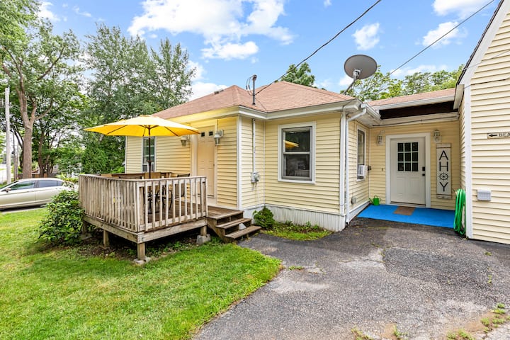 Walk To Beach And Pier. Privacy. Fire Pit, Weber - Old Orchard Beach
