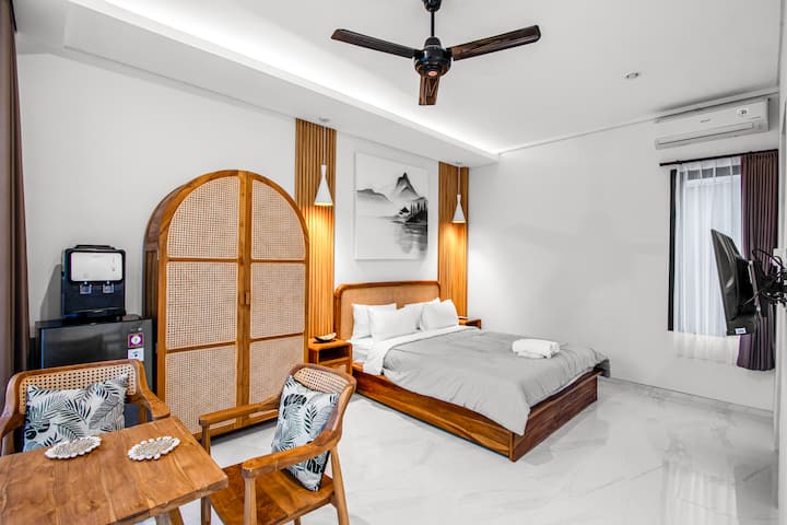 8 Of 9 | Epic Ubud Studio • Pool & View - Indonesia